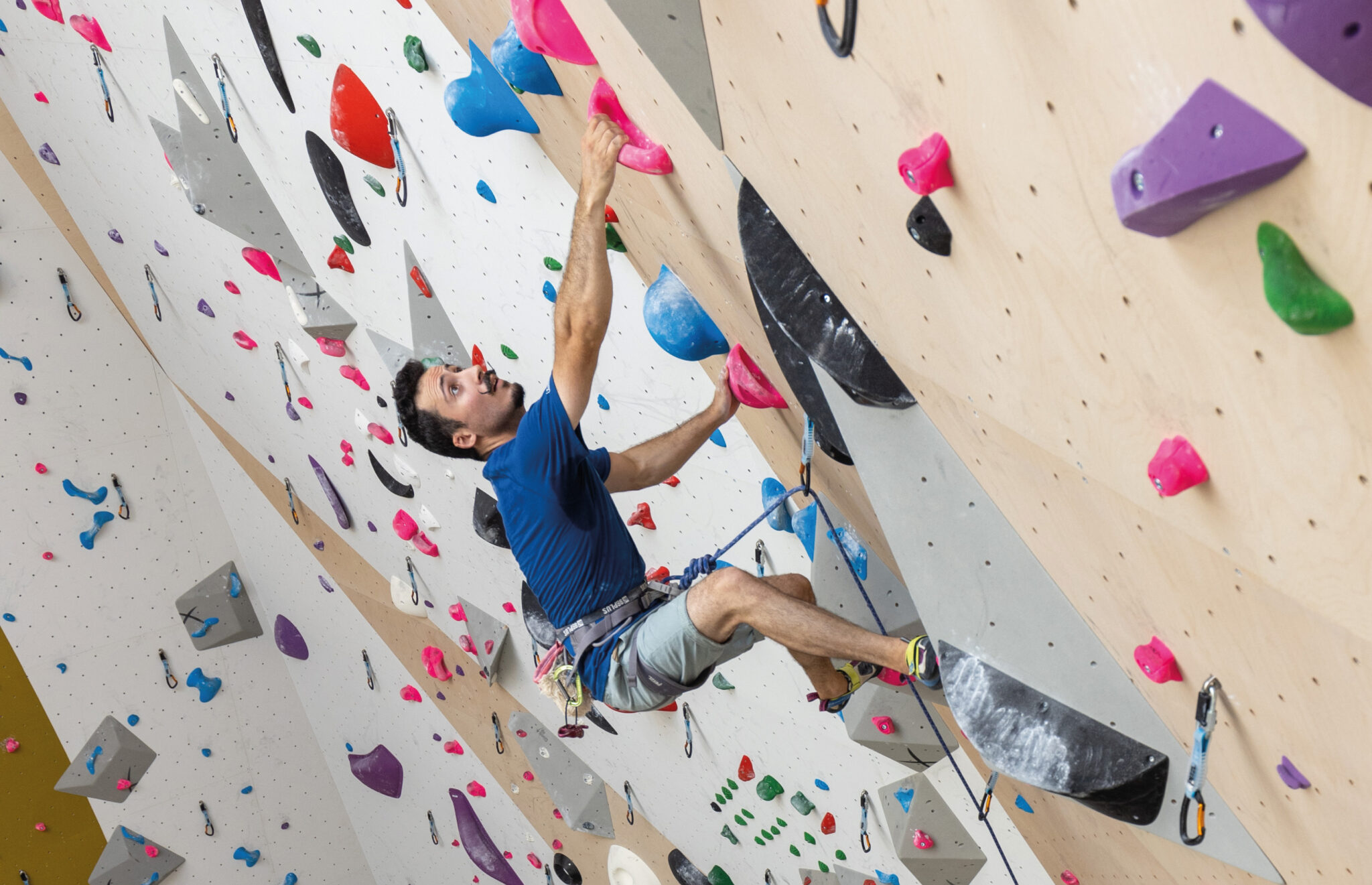 Climb Up Lyon Gerland : salle d'escalade
